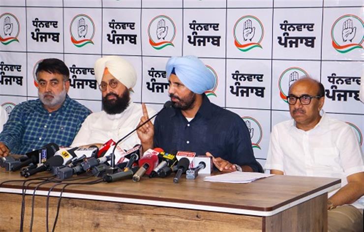 Punjab Congress Celebrates Landslide Victory in Lok Sabha Polls